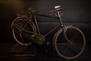 Sejarah Sepeda Onthel dan Perkembangannya di Indonesia | BalaBalap